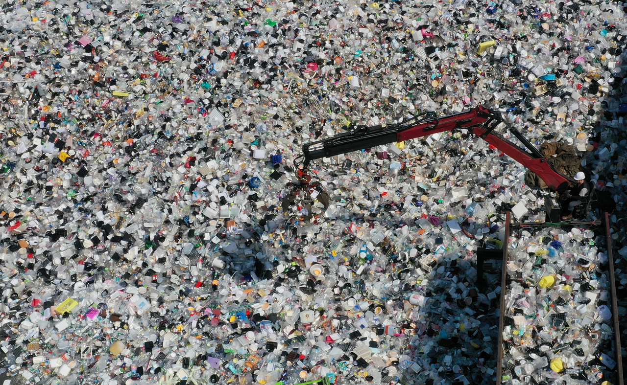 Why is going zero-plastic so difficult for S. Korea? - The Korea Herald