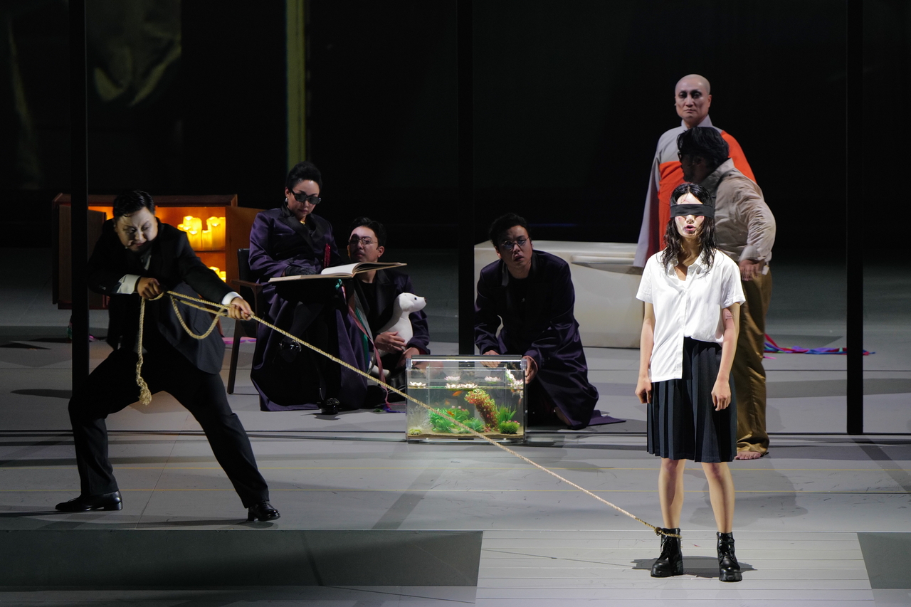 Rewriting Shim Cheong as requiem for sacrificed daughters - The Korea ...