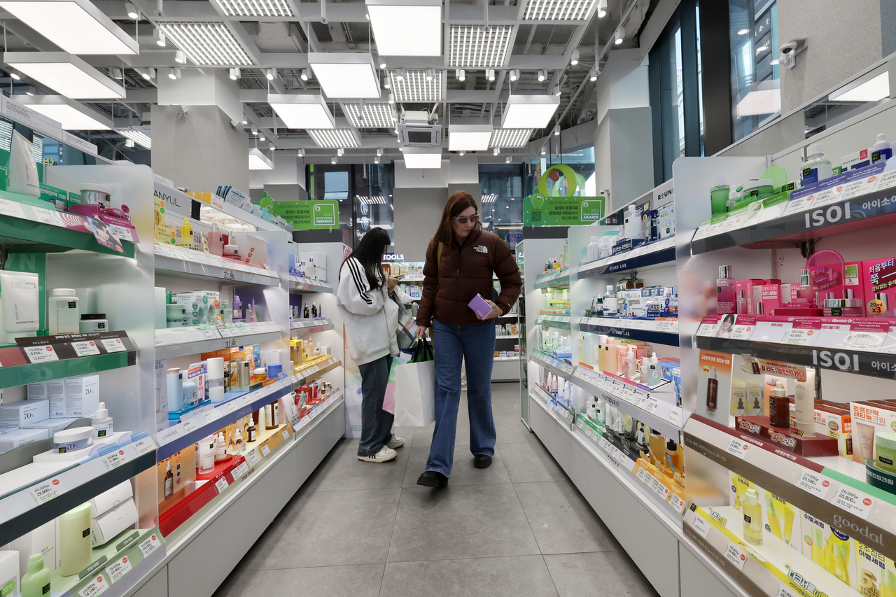 KKR makes first bet on booming K-beauty - The Korea Herald