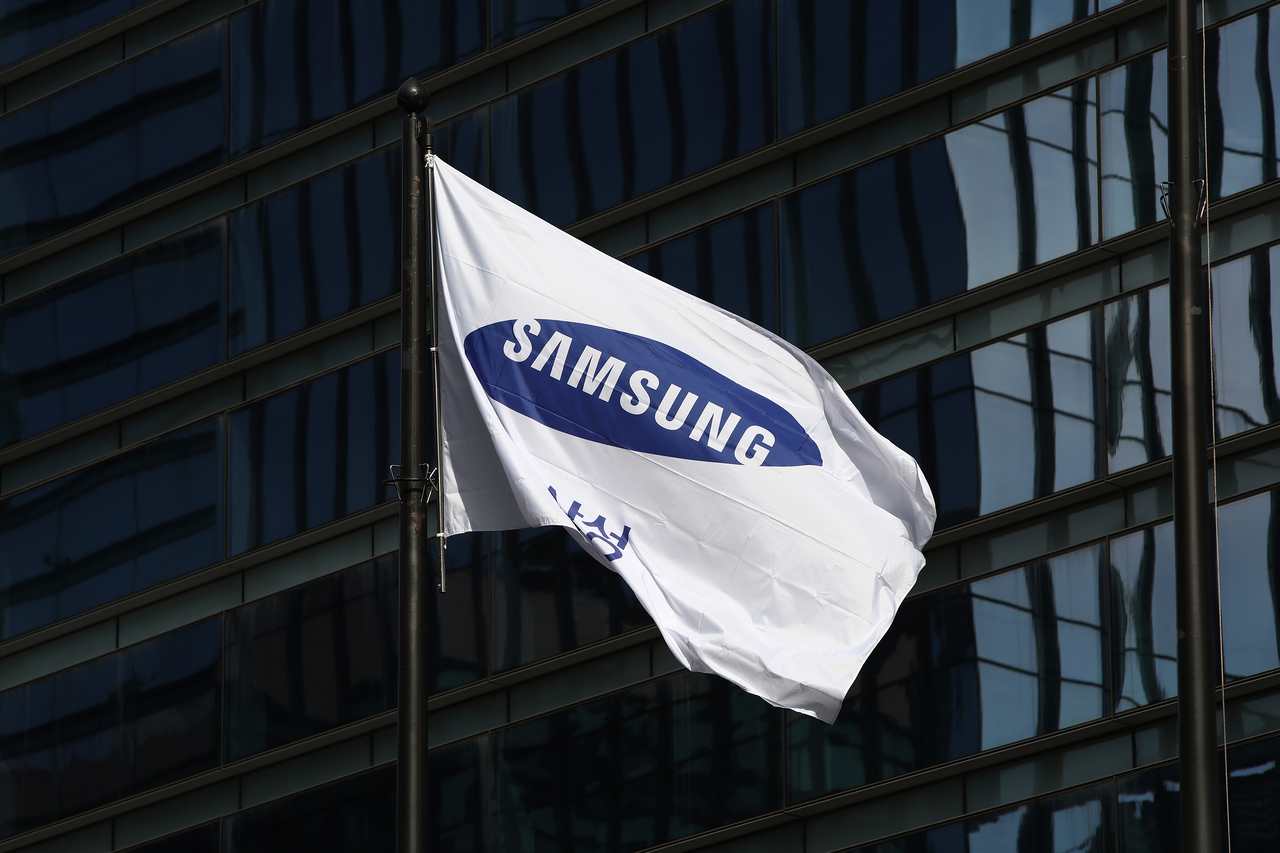 Samsung Life takes minority stake in European private credit firm ...