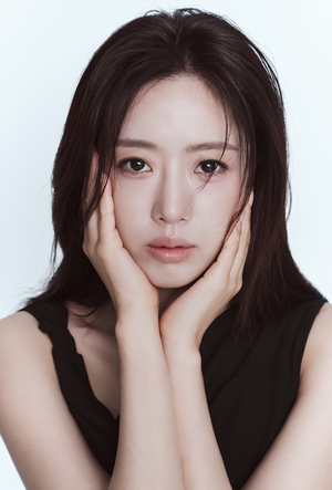 [팝인터뷰②]‘여왕의 집’ 함은정 “단발 머리, 티아라로 보일까 걱정했지만..변신 늘 필요” - 헤럴드뮤즈 (Herald Muse)