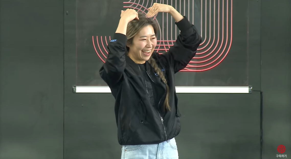 [30th BIFF]“어린이들 질문 받아” 매기 강, ‘케데헌’ 싱어롱 첫 소감(종합) - 헤럴드 POP