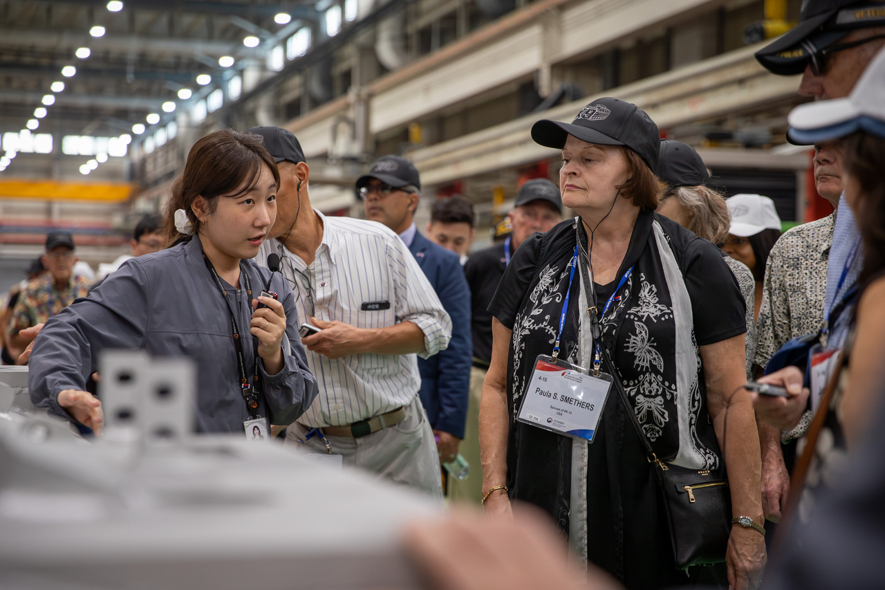 Hanwha salutes Korean War veterans - The Korea Herald