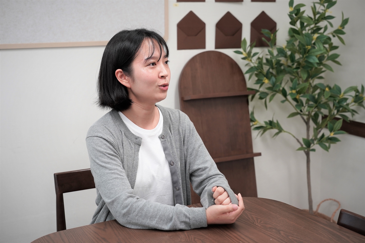 [Take my hand] Letters to wounded hearts save lives - The Korea Herald