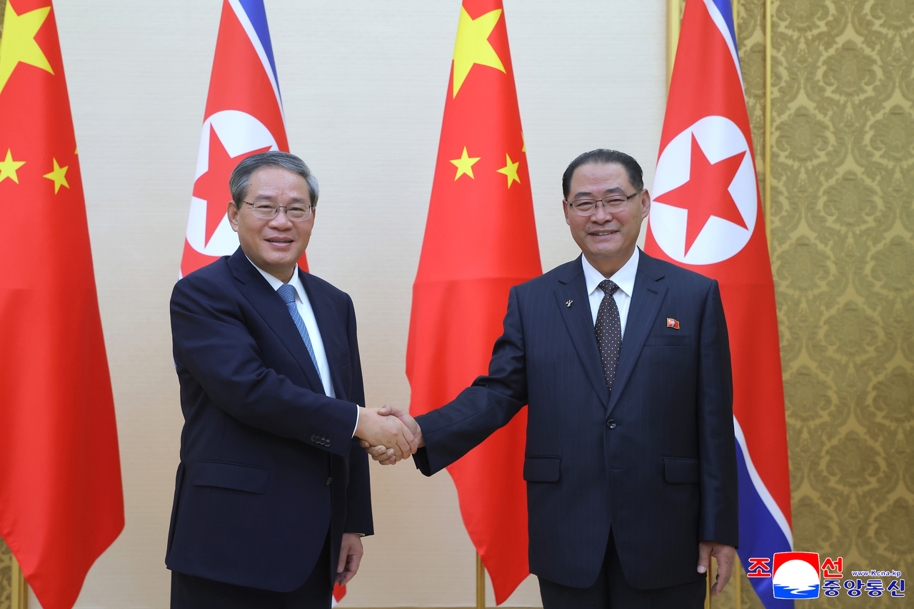 Premiers of N. Korea, China hold talks in Pyongyang - The Korea Herald
