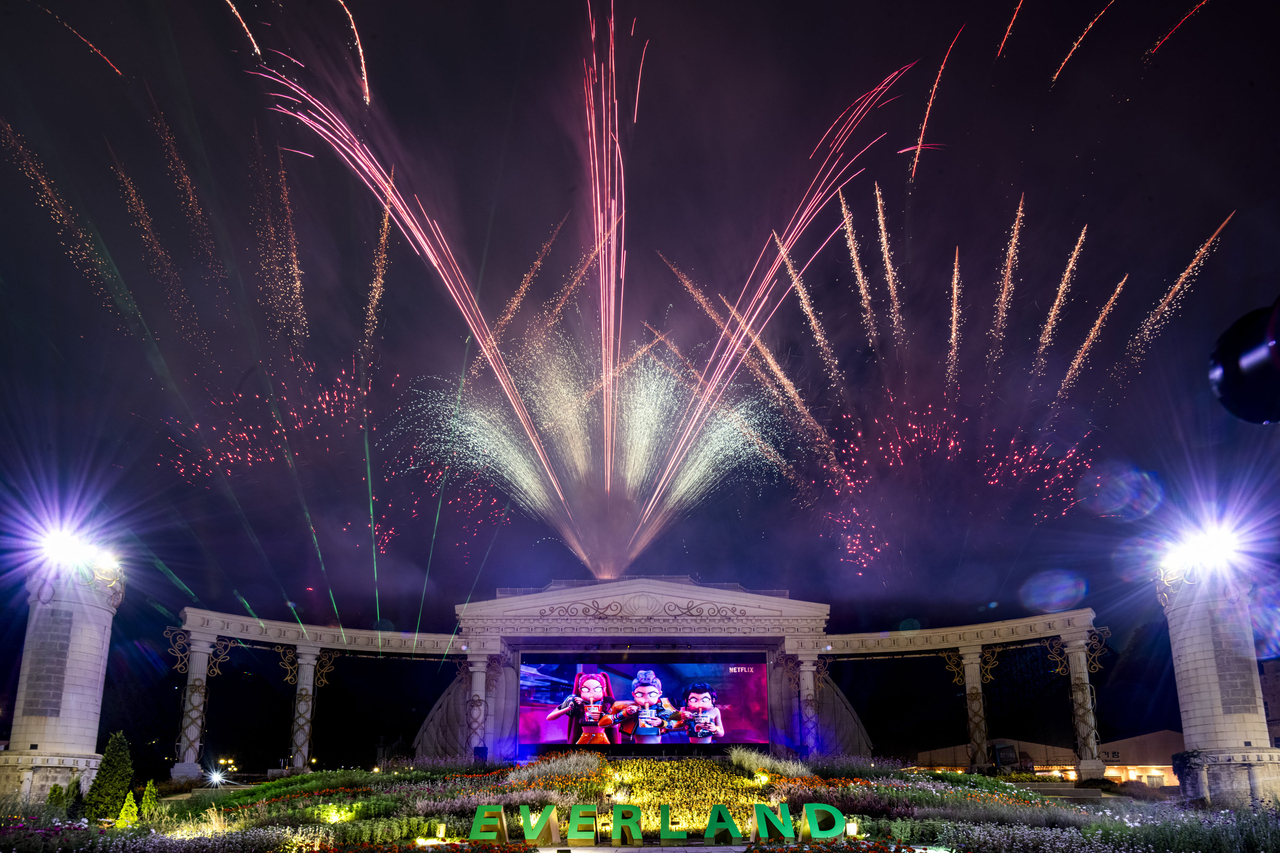 Yet more ‘KPop Demon Hunters’: Singalong fireworks show at Everland ...
