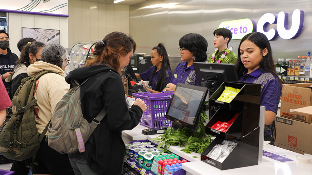 CU opens first US store in Hawaii as K-culture hub - The Korea Herald