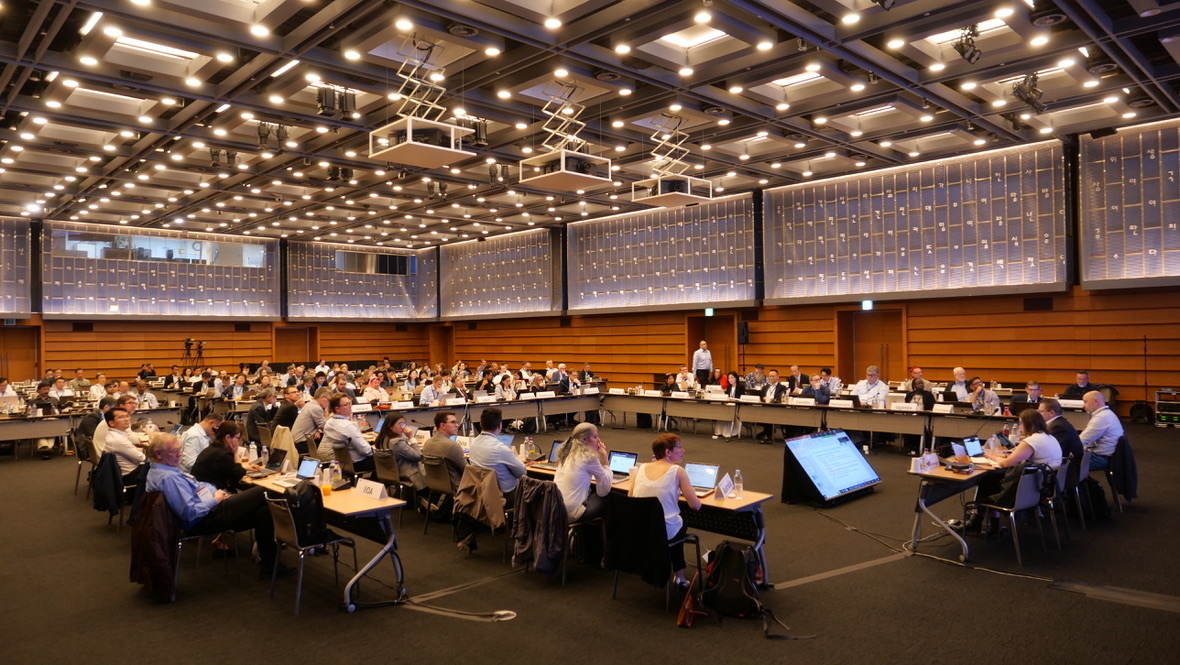 ETRI, AI 안전성 검증 ‘국제표준’ 최초 제정 - 헤럴드경제