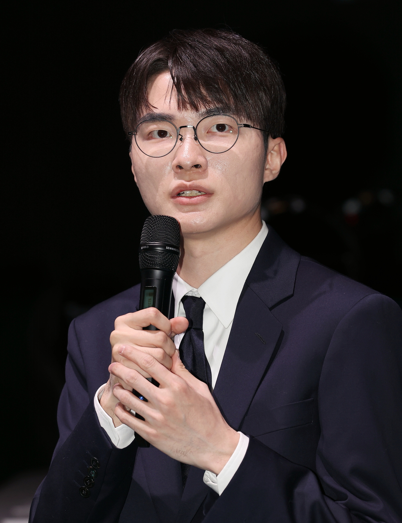 'I’ll be spending my entire career in T1': Lee 'Faker' Sang-hyeok - The Korea Herald