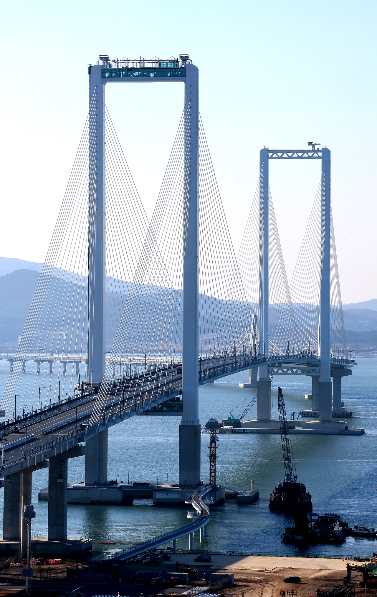Incheon sets Guinness world record with new sea bridge - The Korea Herald