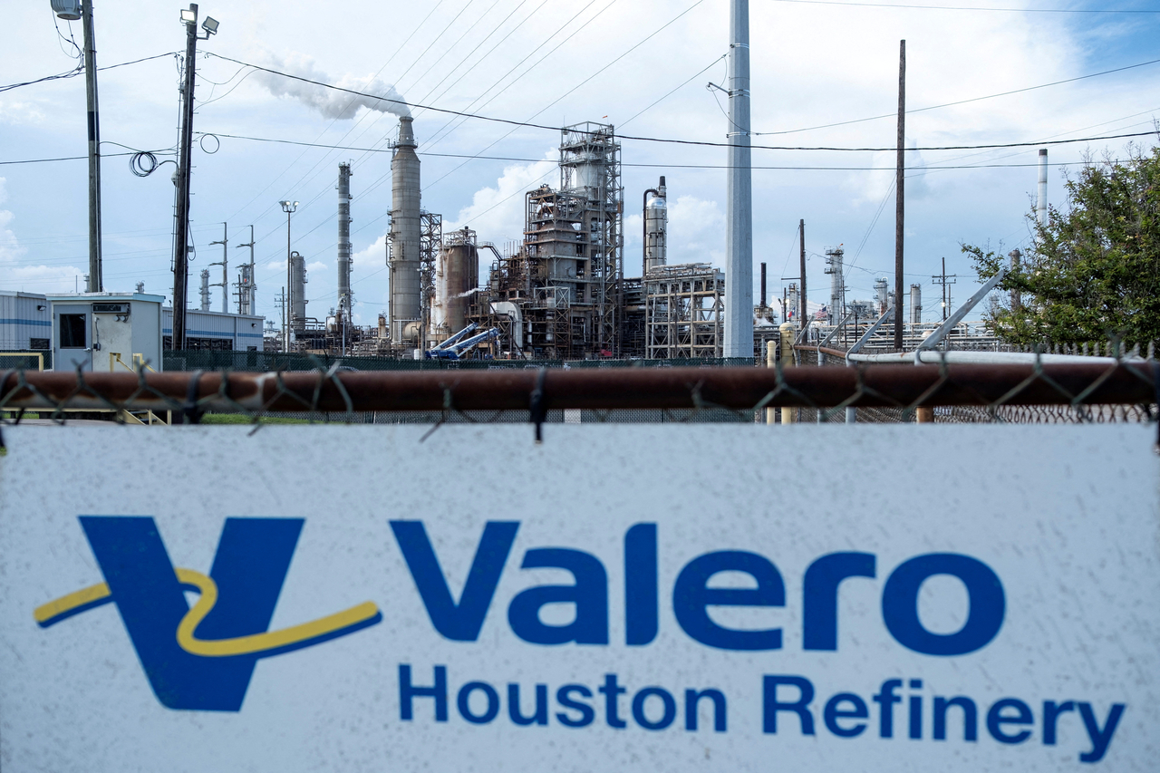 Venezuelan oil would boost US refiners, hurt Canadian producers - The ...