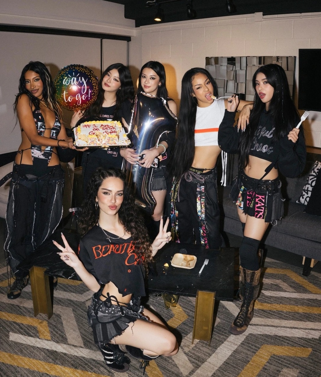 Katseye charts career-best with ‘Internet Girl’ - The Korea Herald