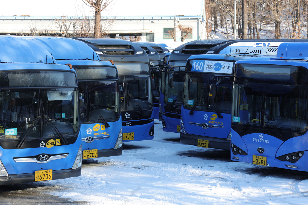 Why are Seoul buses on hold? - The Korea Herald