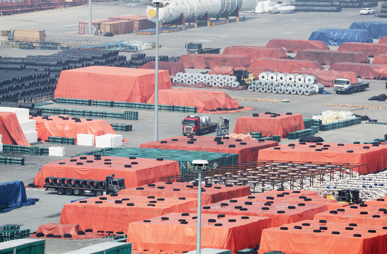 S. Korea posts largest-ever current account surplus in Feb.: BOK - The ...