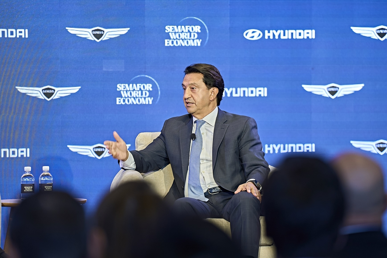 Hyundai CEO says Ioniq 5 robotaxis to spread across US - The Korea Herald