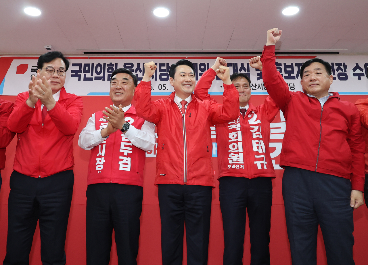 Rival leaders bet big on conservative heartland as right-wing rallies ...