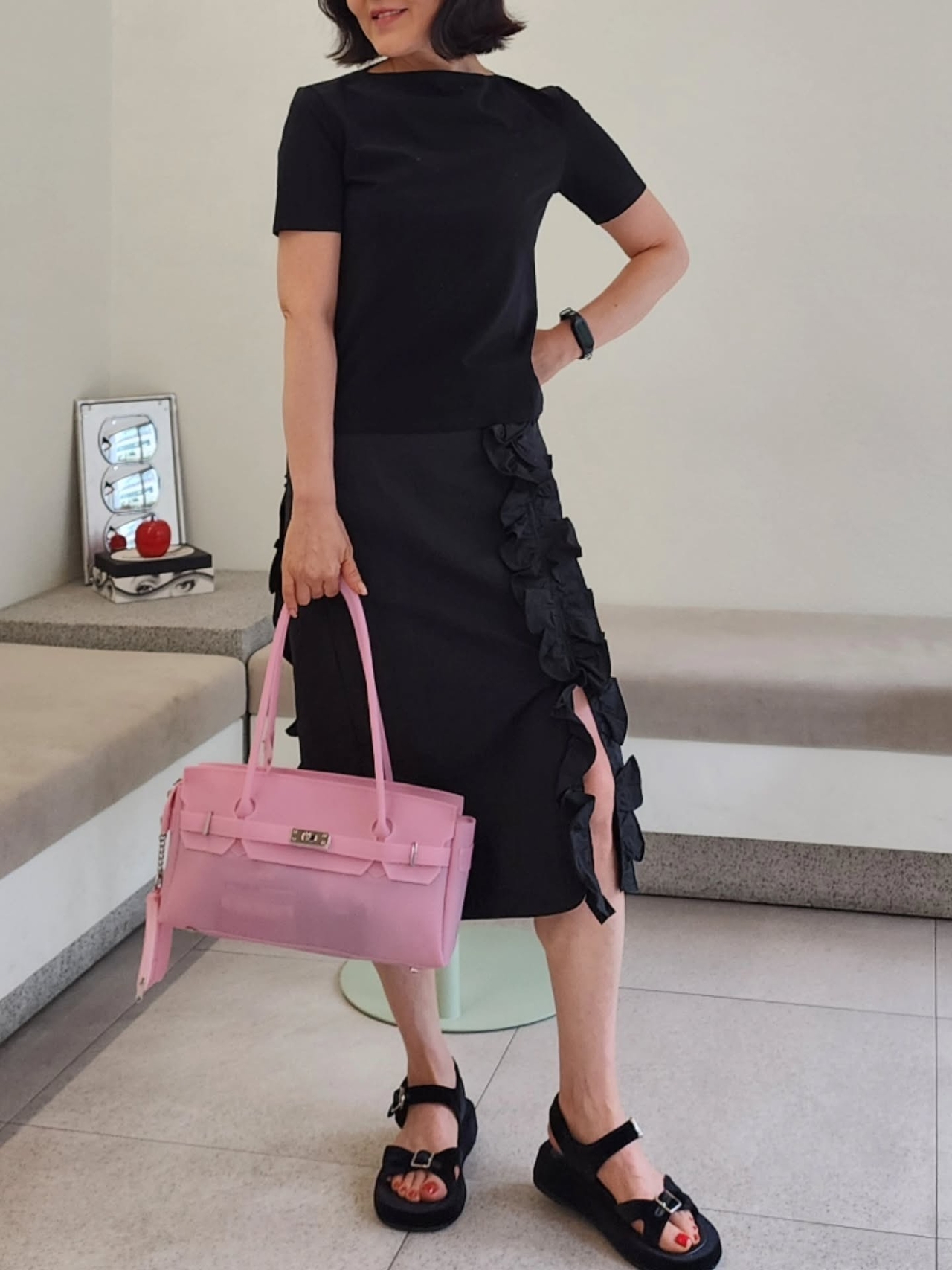 ‘44kg’ 한혜연, 다이어트 진짜 잘했네..‘뼈말라’ 되더니 당당한 애티튜드 - 헤럴드뮤즈 (Herald Muse)