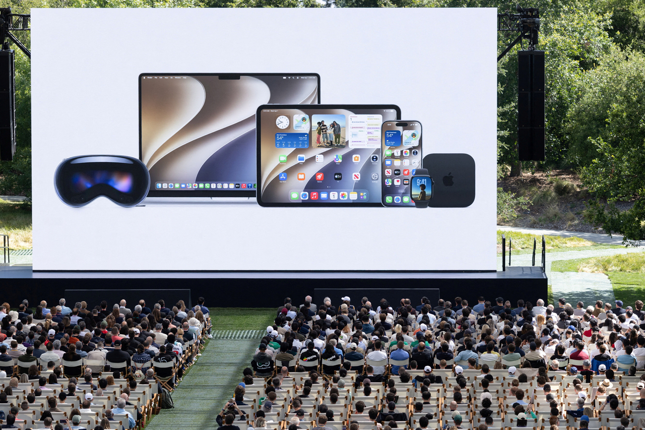 Apple unveils upgraded Siri voice assistant with new AI features - The ...