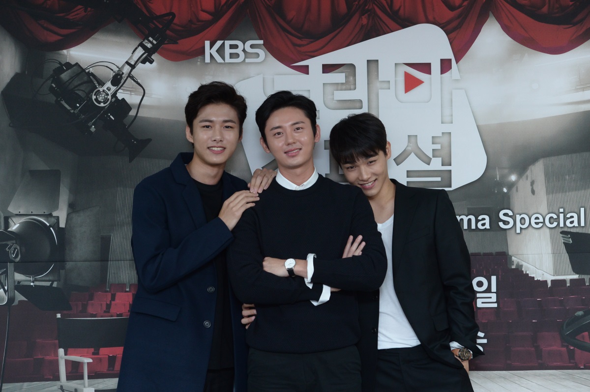 "짱과 빵셔틀의 역전"..사이다 학원물 '전설의셔틀' 통할까(종합) - 헤럴드 POP