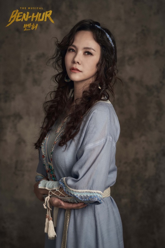 [POP영상]'벤허'김지우, 무대 압도하는 멋쁨…두 손 묶고도 폭발한 가창력 - 헤럴드뮤즈 (Herald Muse)